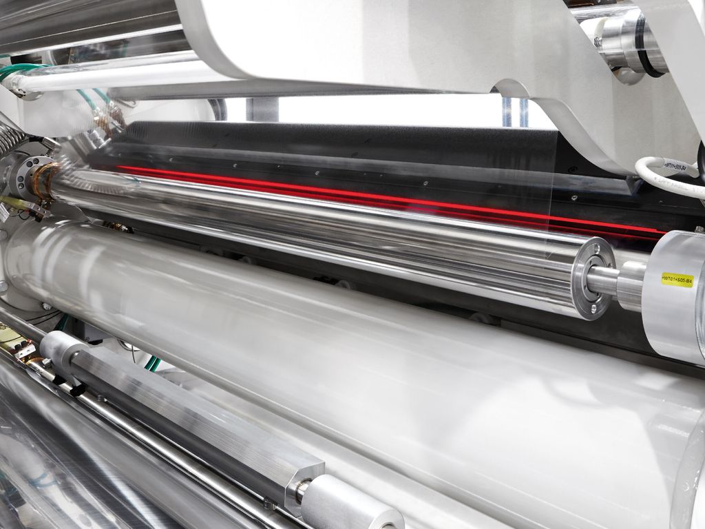 Upgrade for Web-Coating Machines | Bühler Leybold Optics